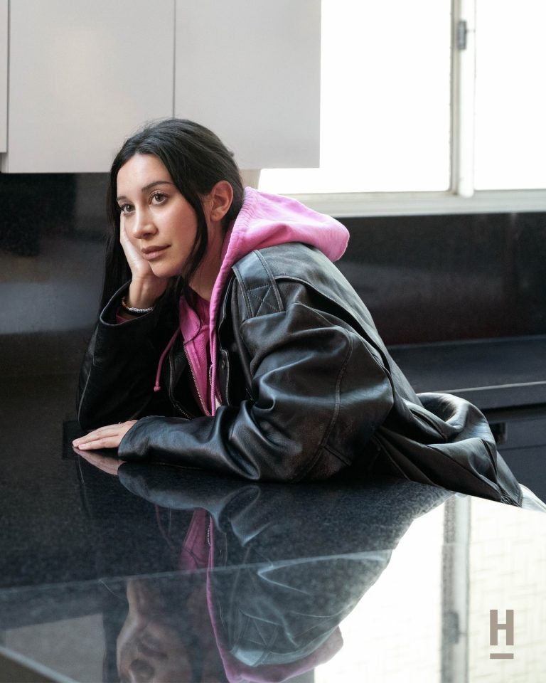 Julia Wolf Age And Secrets Of The Indie Pop Sensation