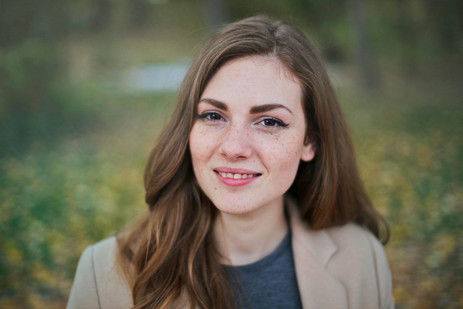 What is a Beauty Mark Meaning History And Care Guide